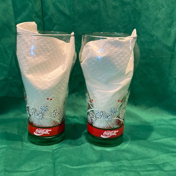 Coca Cola | Dining | 2 Coca Cola Bell Shaped Pine Cone Drinking Glasses ...
